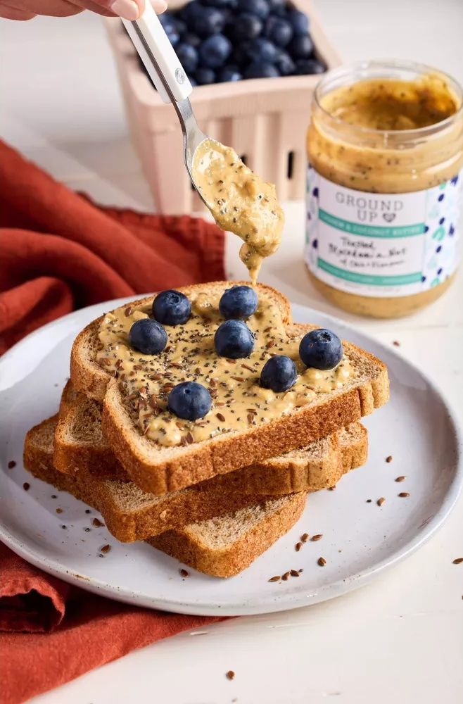 Ground Up Toasted Macadamia Nut With Chia + Flaxseed – Martie