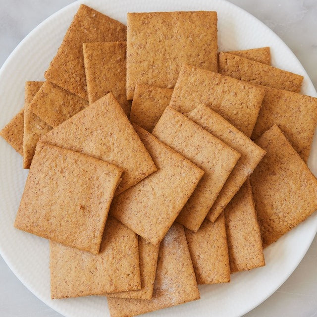 Firehook Honey Crispy Graham Crackers – Martie